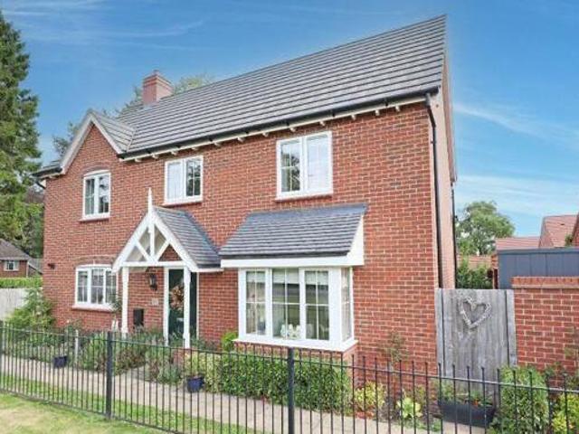 4 Bedroom Detached House For Sale In Eccleshall, Staffordshire