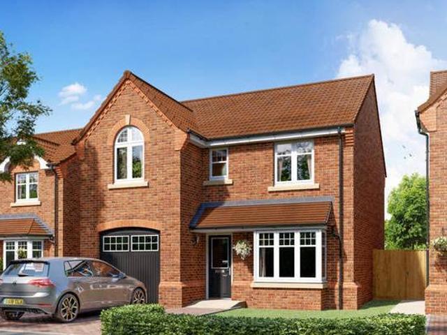 4 bedroom detached house for sale in Edwinstowe NG21 NG21