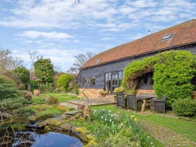 4 Bedroom Detached House For Sale In Edgcott