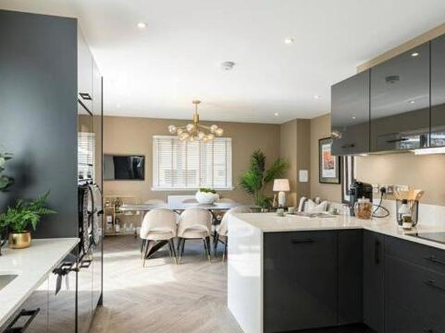 4 Bedroom Detached House For Sale In Edinburgh