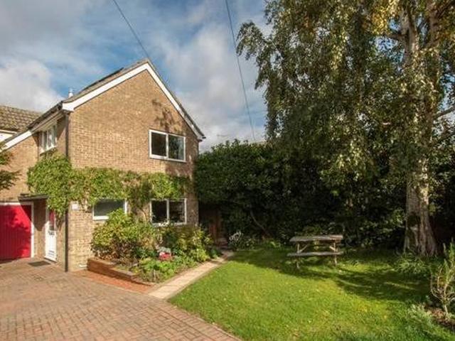 4 bedroom detached house for sale in Edith Cavell Way Steeple Bumpstead CB9