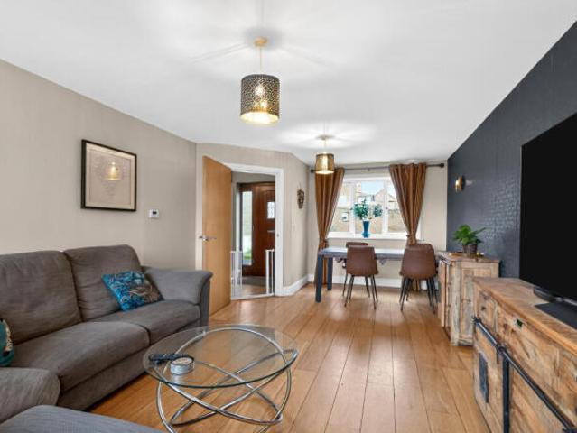 4 bedroom detached house for sale in Egmont Avenue, Stony Stratford, Milton Keynes, MK11