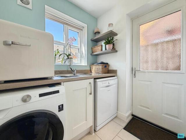 4 bedroom detached house for sale in Egret Close, Liverpool, L19