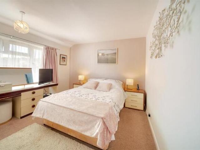 4 bedroom detached house for sale in Ellenbrook Road, Ipswich, IP2