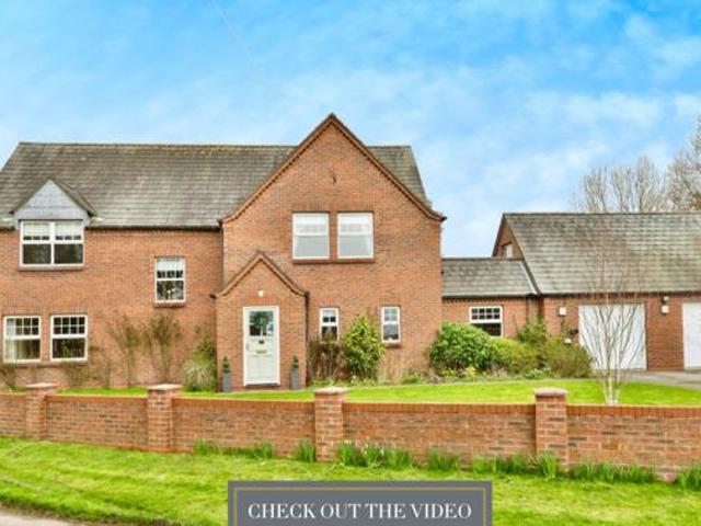 4 Bedroom Detached House For Sale In Ellerker, Brough