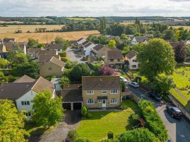 4 Bedroom Detached House For Sale In Ellington