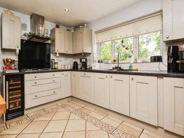 4 bedroom detached house for sale in Elm Drive, Northfield, Birmingham, West Midlands, B31