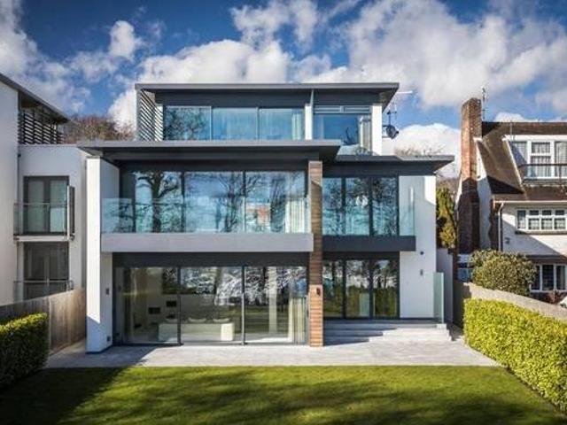 4 bedroom detached house for sale in Elms Avenue Poole BH14 BH14