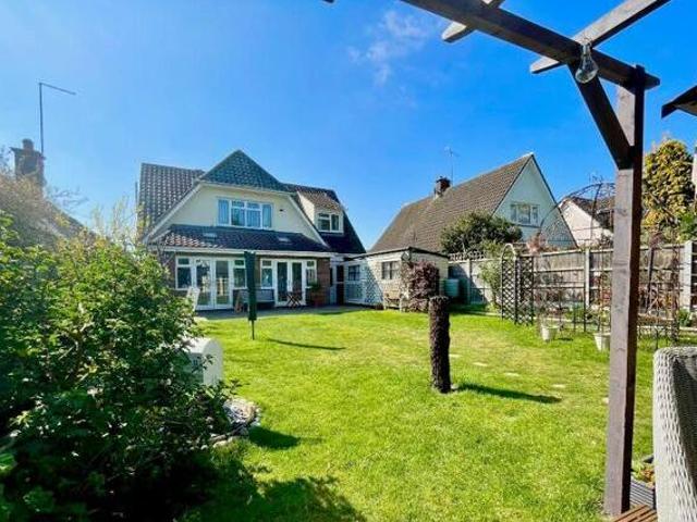 4 Bedroom Detached House For Sale In Essex