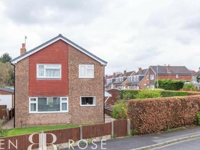 4 Bedroom Detached House For Sale In Euxton