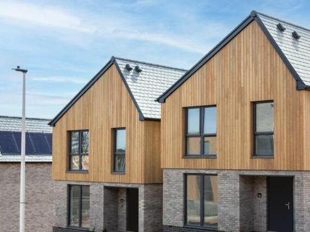 4 Bedroom Detached House For Sale In Exeter, Devon