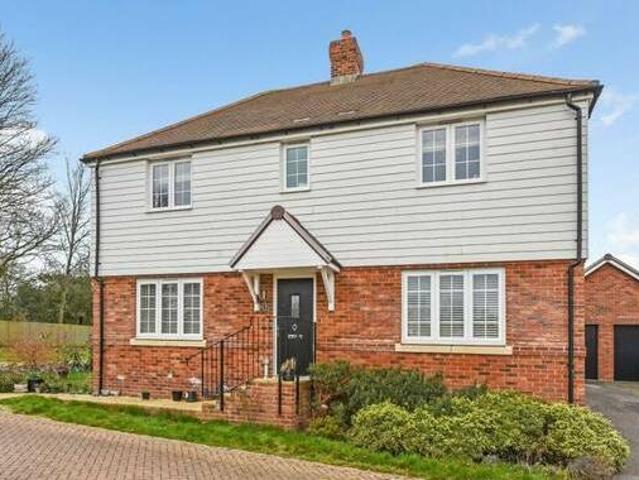 4 bedroom detached house for sale in Eyden Gardens Medstead Alton Hampshire GU34