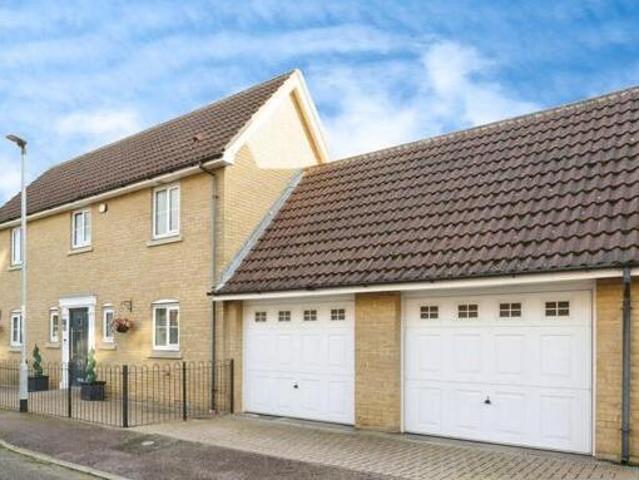 4 Bedroom Detached House For Sale In Eynesbury