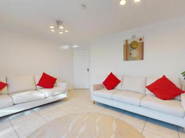 4 bedroom detached house for sale in Forrabury Avenue, Bradwell Common, Milton Keynes, MK13