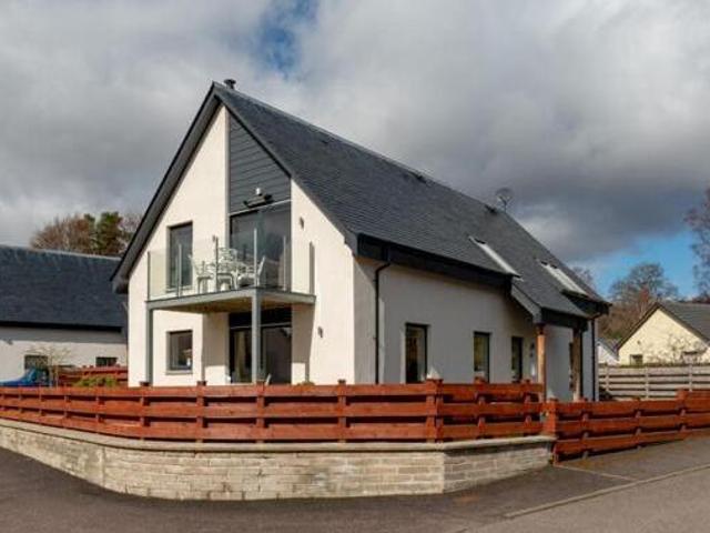 4 Bedroom Detached House For Sale In Fort William Road, Newtonmore