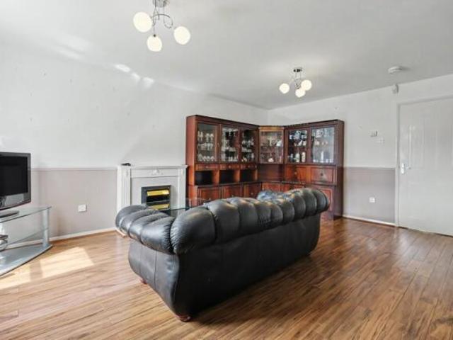 4 bedroom detached house for sale in Fortinbras Way, Chelmsford, CM2