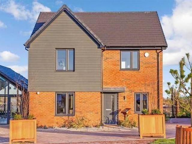 4 bedroom detached house for sale in Faversham Lakes Faversham Kent ME13
