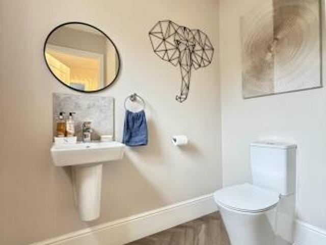 4 bedroom detached house for sale in Fawcett Way, Alphington, EX2