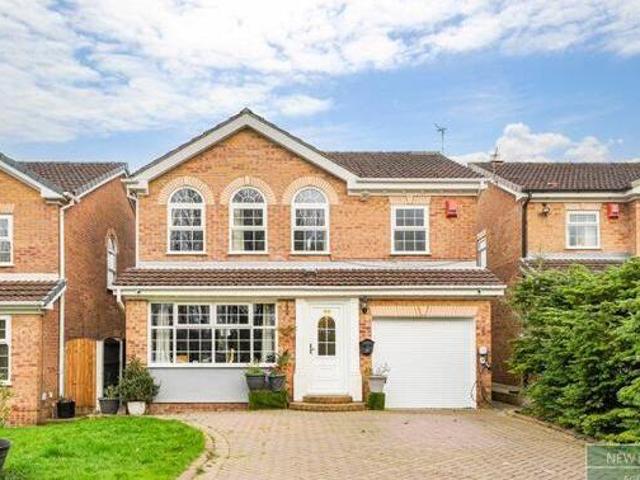 4 Bedroom Detached House For Sale In Failsworth, Manchester