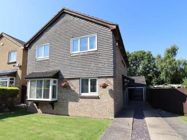 4 Bedroom Detached House For Sale In Fairfield