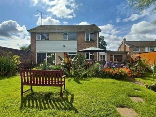 4 Bedroom Detached House For Sale In Falfield