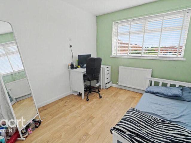 4 bedroom detached house for sale in Falklands Close, Lincoln, LN1