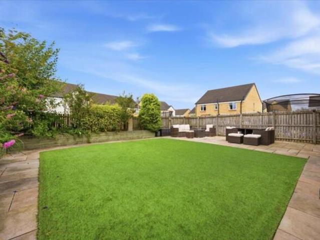 4 bedroom detached house for sale in Farm Wynd, Woodilee Village, Lenzie, Glasgow, G66