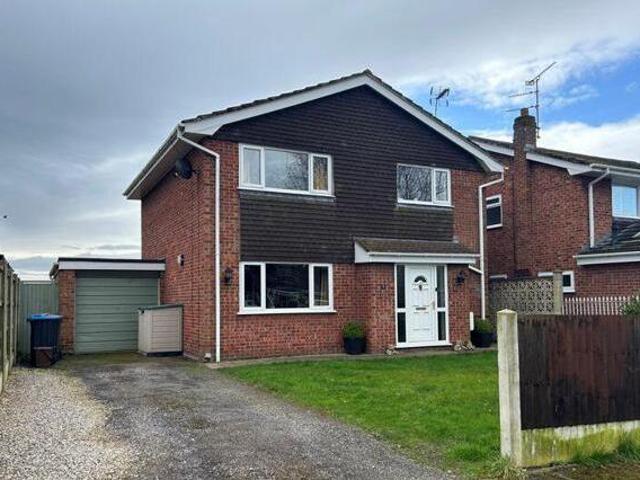 4 Bedroom Detached House For Sale In Farndon