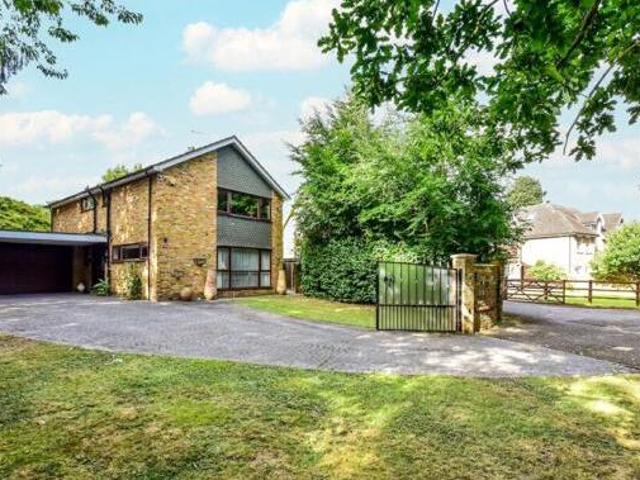 4 Bedroom Detached House For Sale In Farnham Common