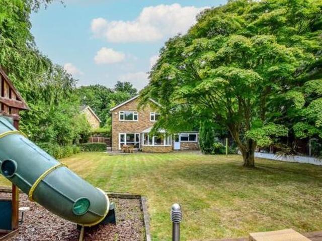 4 Bedroom Detached House For Sale In Farnham Common