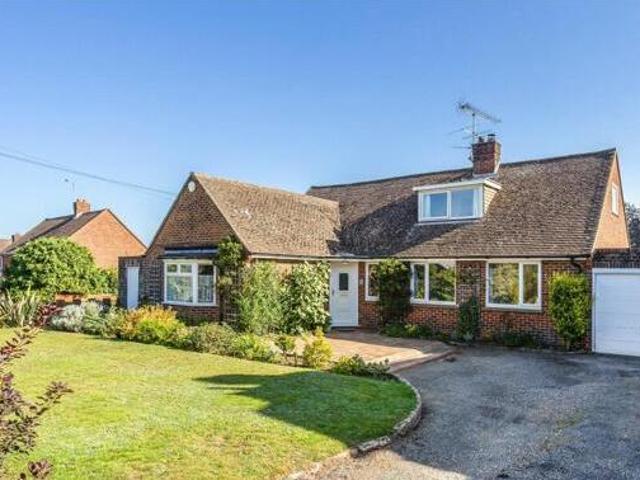4 Bedroom Detached House For Sale In Farnham, Surrey