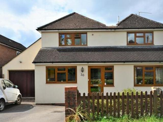 4 Bedroom Detached House For Sale In Farnham, Surrey