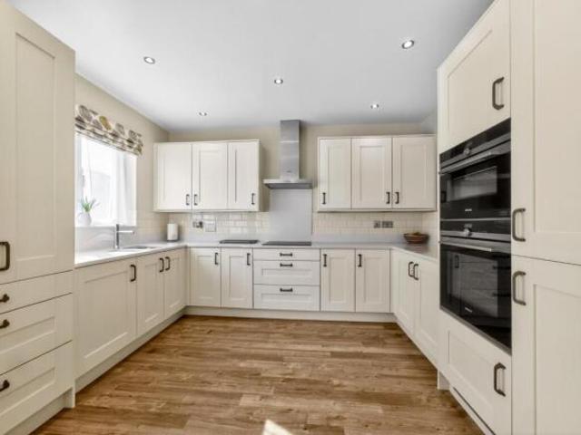 4 bedroom detached house for sale in Farro Drive, York, YO30