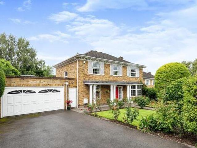 4 Bedroom Detached House For Sale In Fetcham