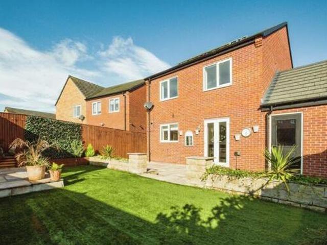4 Bedroom Detached House For Sale In Featherstone