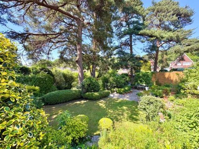 4 bedroom detached house for sale in Felton Road, Lower Parkstone, Poole, BH14