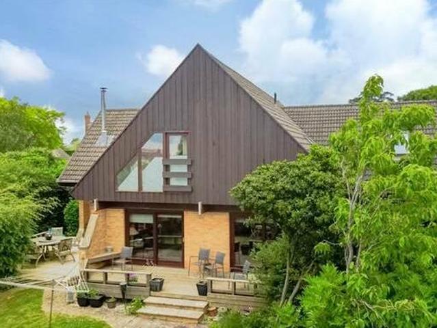 4 bedroom detached house for sale in Fernham Road Faringdon SN7