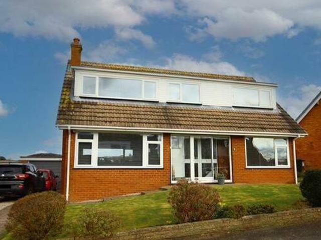 4 bedroom detached house for sale in Ffordd Naddyn Colwyn Bay LL28