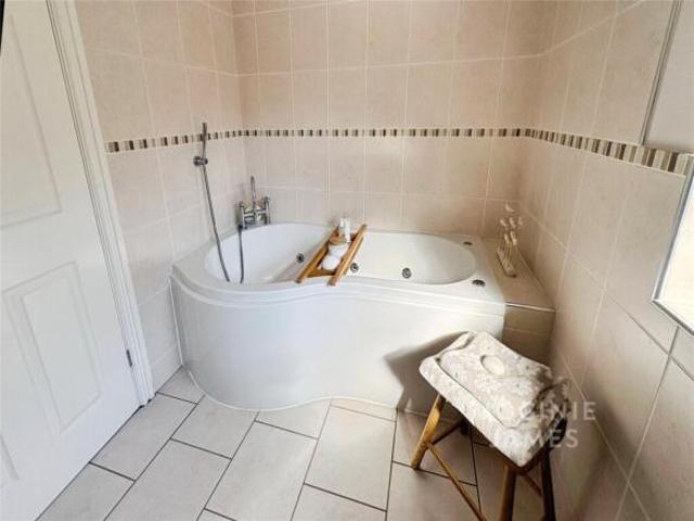 4 bedroom detached house for sale in Ffordd Cwellyn, Cardiff, CF23