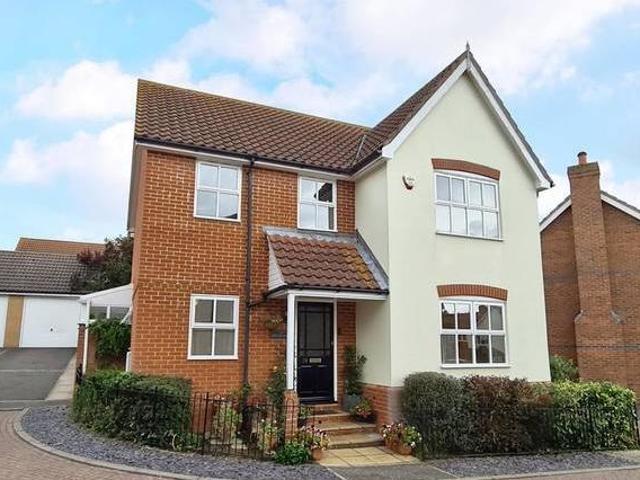 4 bedroom detached house for sale in Fields View Sudbury CO10