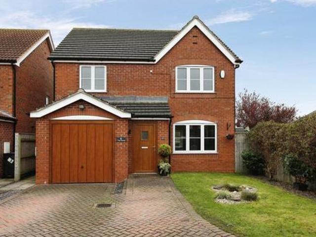 4 Bedroom Detached House For Sale In Finningley, Doncaster