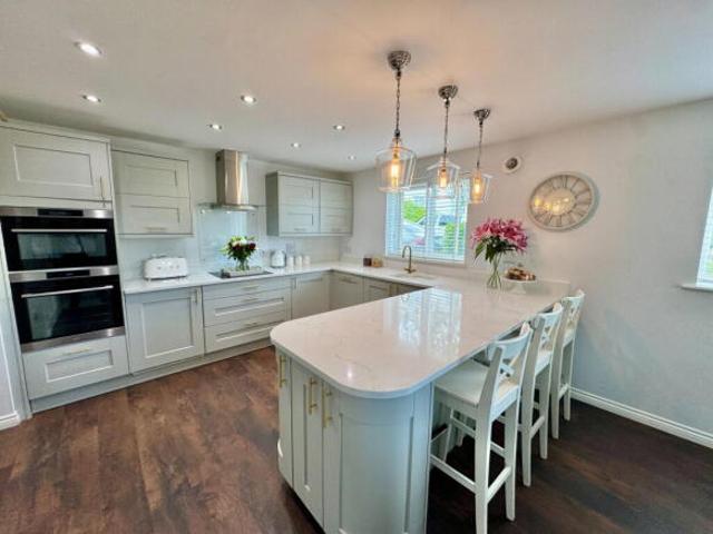 4 bedroom detached house for sale in Fleetwood Gardens, Southway, Plymouth, PL6 6FB, PL6