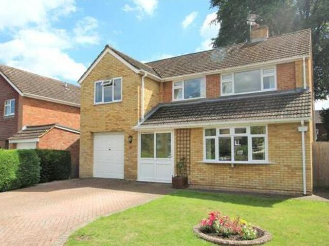 4 Bedroom Detached House For Sale In Fleet