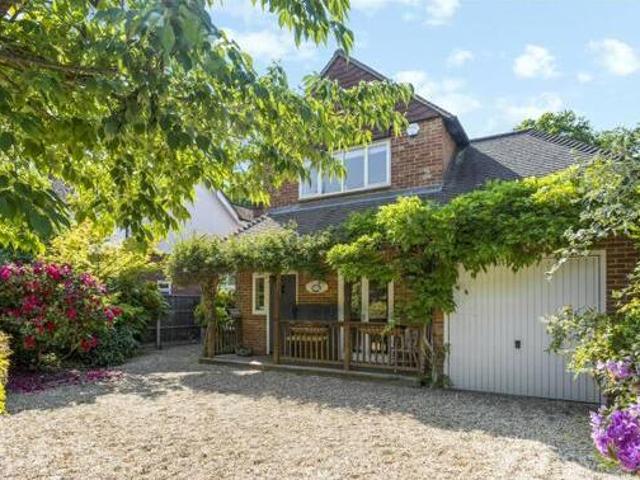 4 Bedroom Detached House For Sale In Fleet