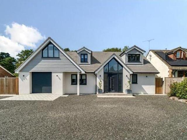 4 Bedroom Detached House For Sale In Fleet, Hampshire