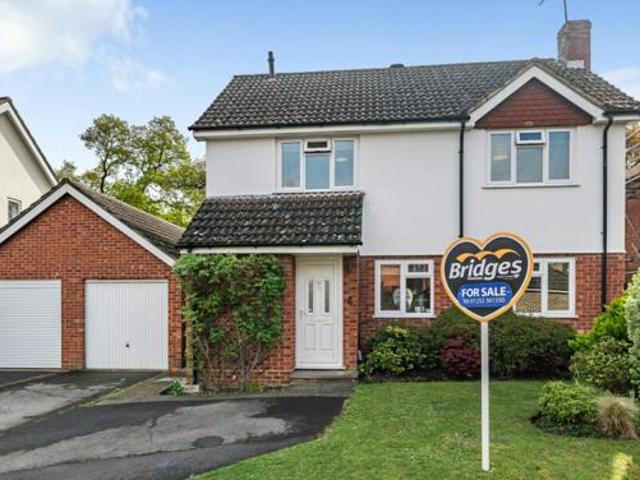 4 Bedroom Detached House For Sale In Fleet, Hampshire