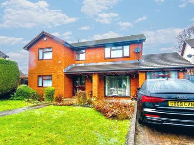 4 Bedroom Detached House For Sale In Fleur De Lis