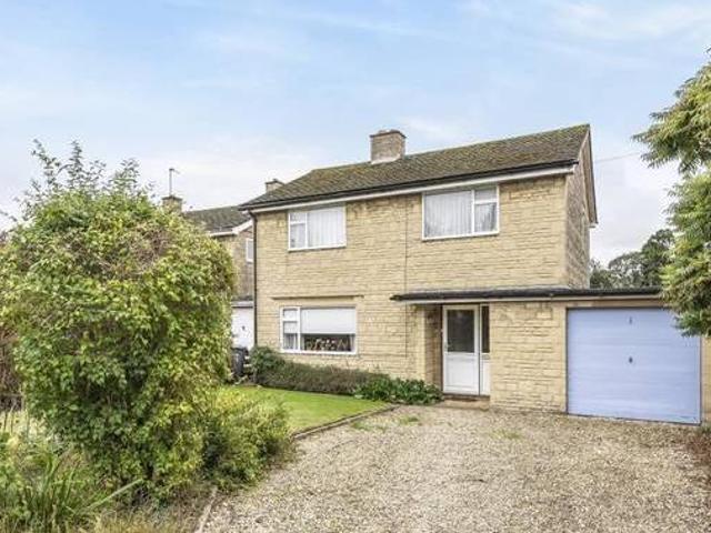 4 bedroom detached house for sale in Frances Road Middle Barton OX7 OX7