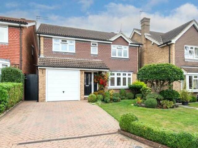 4 Bedroom Detached House For Sale In Frindsbury, Kent
