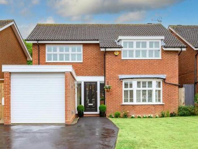 4 Bedroom Detached House For Sale In Knowle